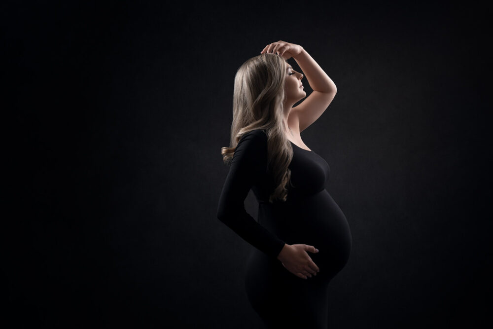 Ad Retouch Studio - High-end post production and photo retouching studio